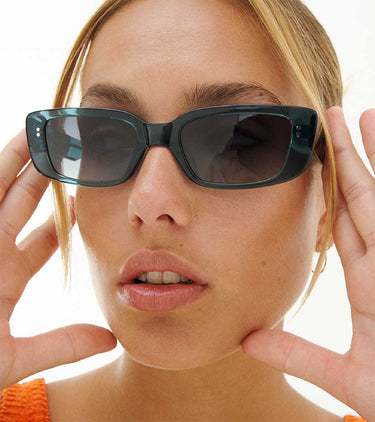 MESSYWEEKEND™ - Quality Eyewear & Snow Goggles